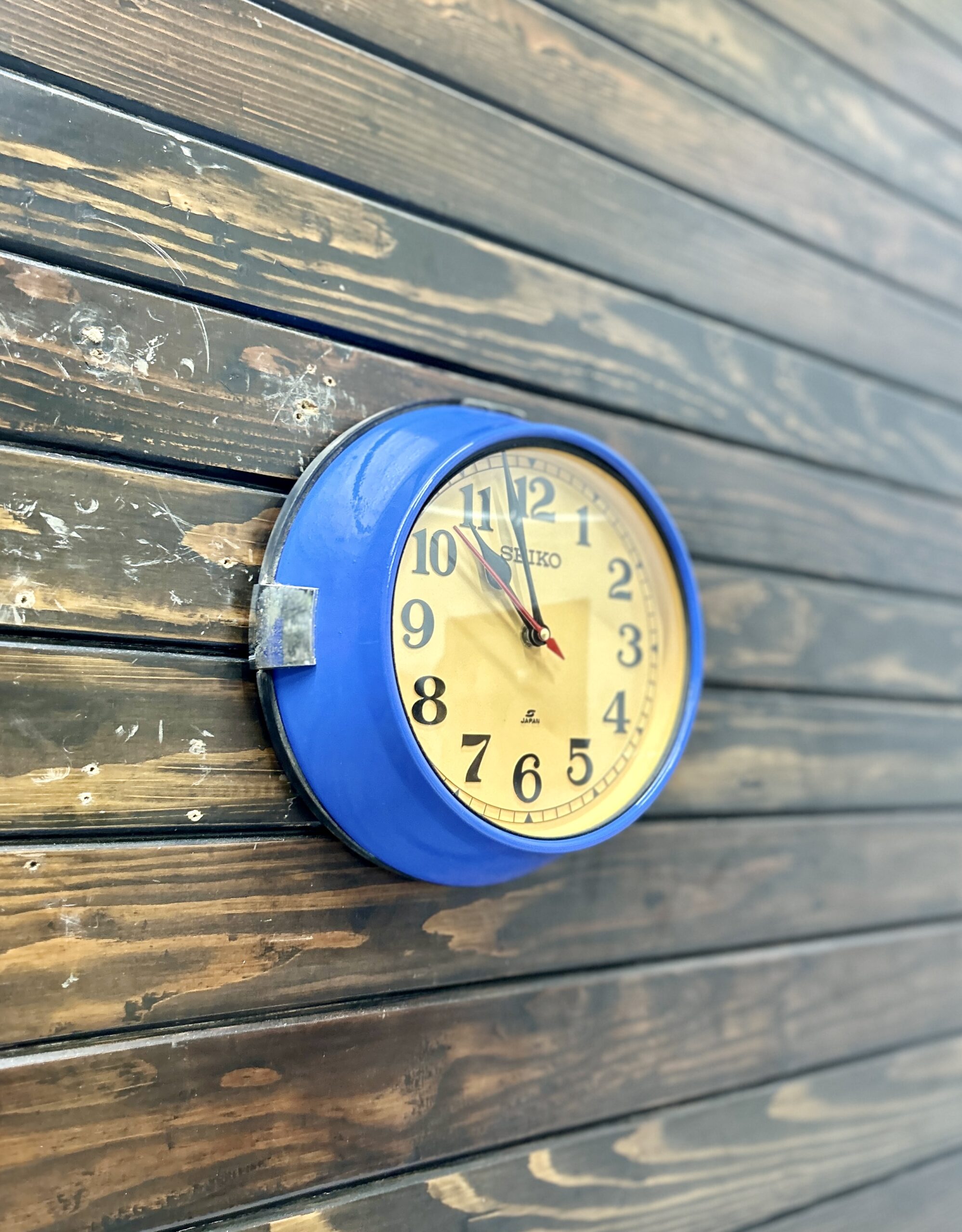 Modern Retro Style Lapis Blue Paint Coating Nautical Seiko Quartz Wall ...