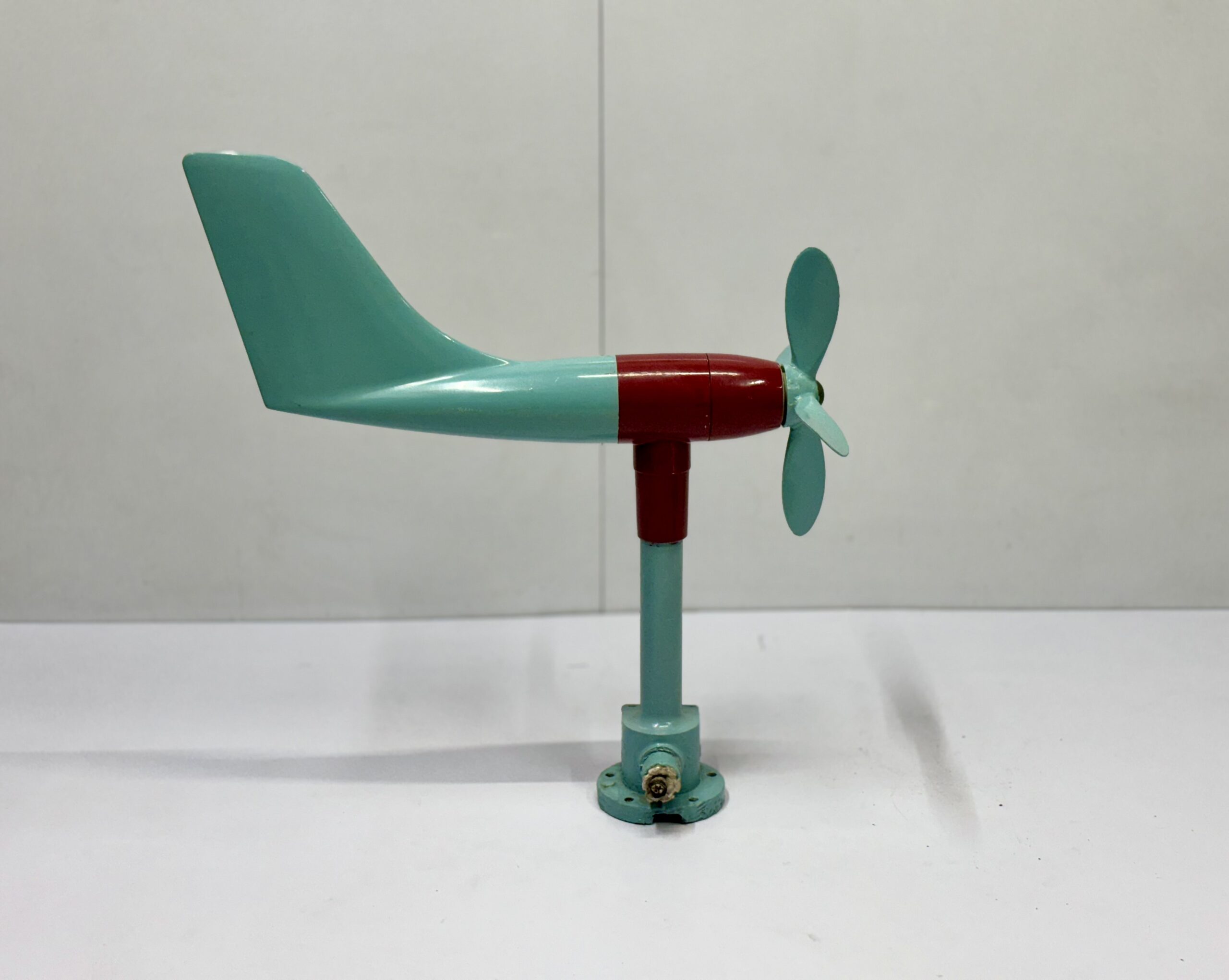 Old Refurbish Ship Marine Antique Aluminum Metal Fibre Body Blue ...